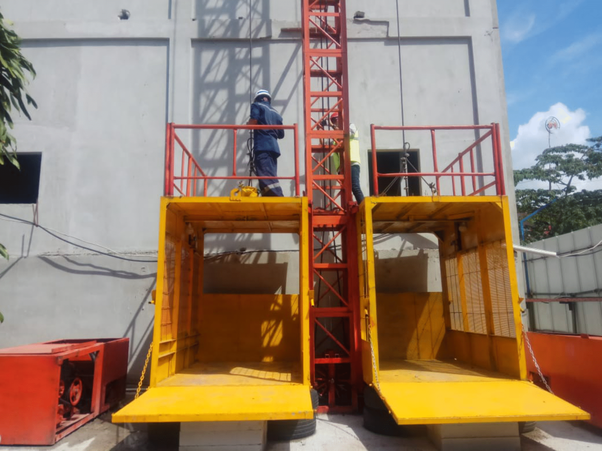 Sewa Lift Barang Kota Bogor 1-4 Ton Solusi Efisien Proyek Bertingkat